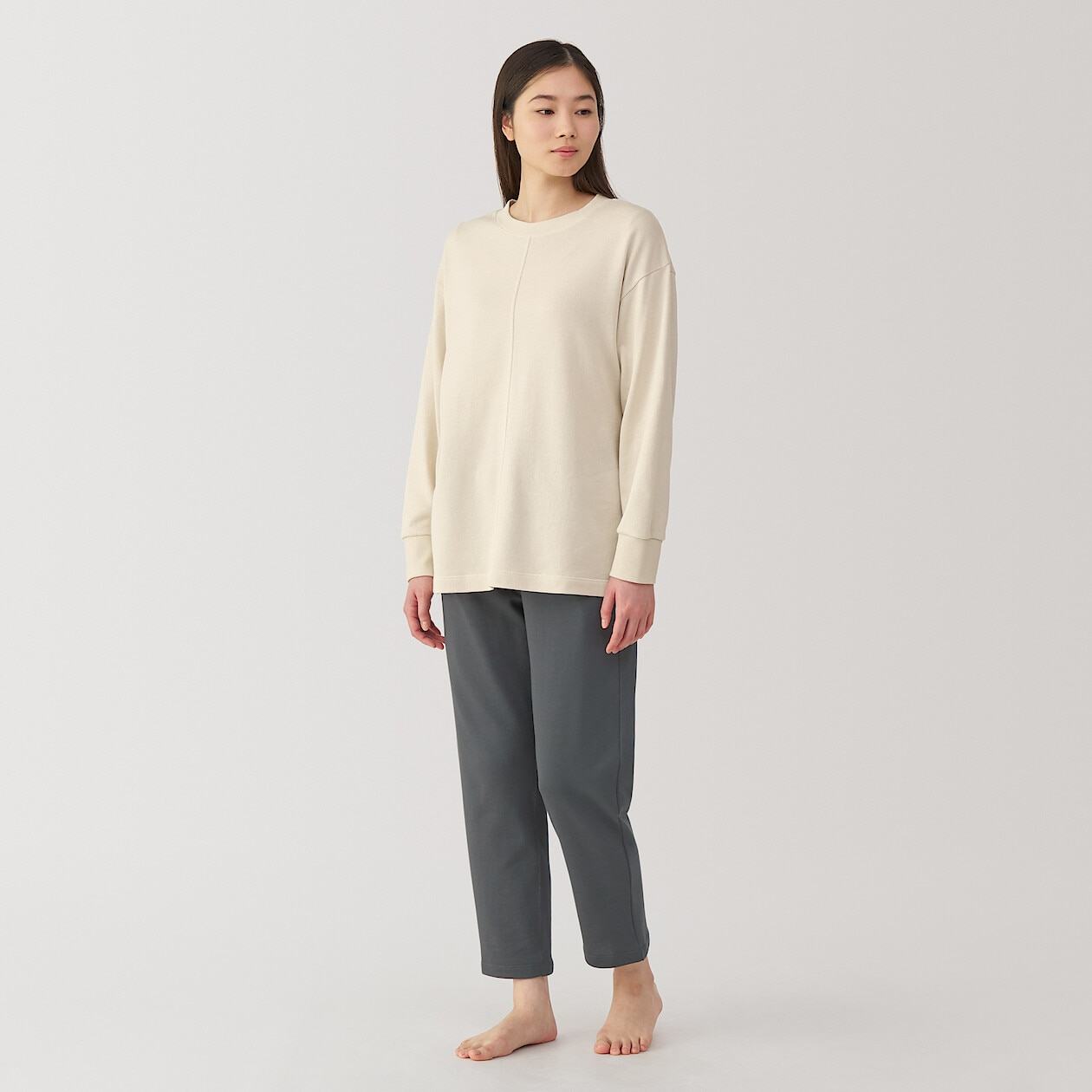 【女生家居服推薦2025】UNIQLO、GU、MUJI等熱門家居服品牌